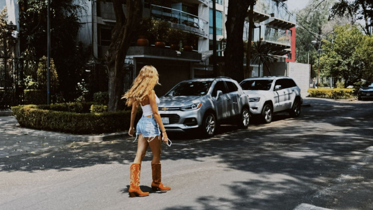 CÓMO ADAPTAR TUS BOTAS VAQUERAS A TU RUTINA – BALA DI GALA MEXICO